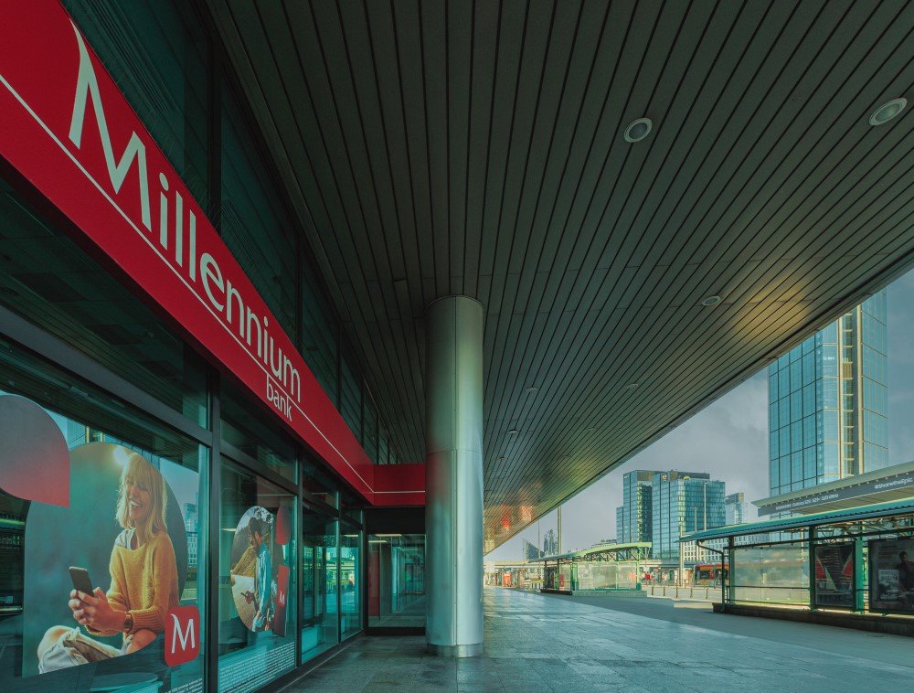 Informacje prasowe - O Banku - Bank Millennium